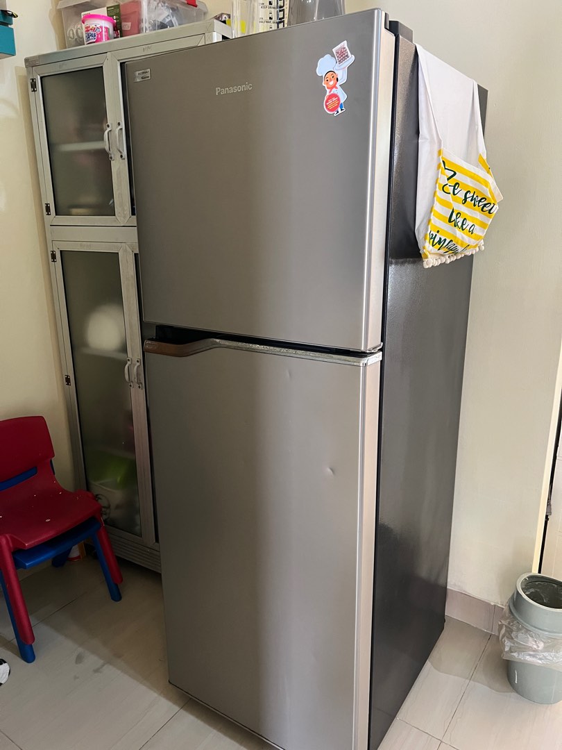 Kulkas Panasonic 2 Pintu Inverter, Elektronik, Lainnya di Carousell