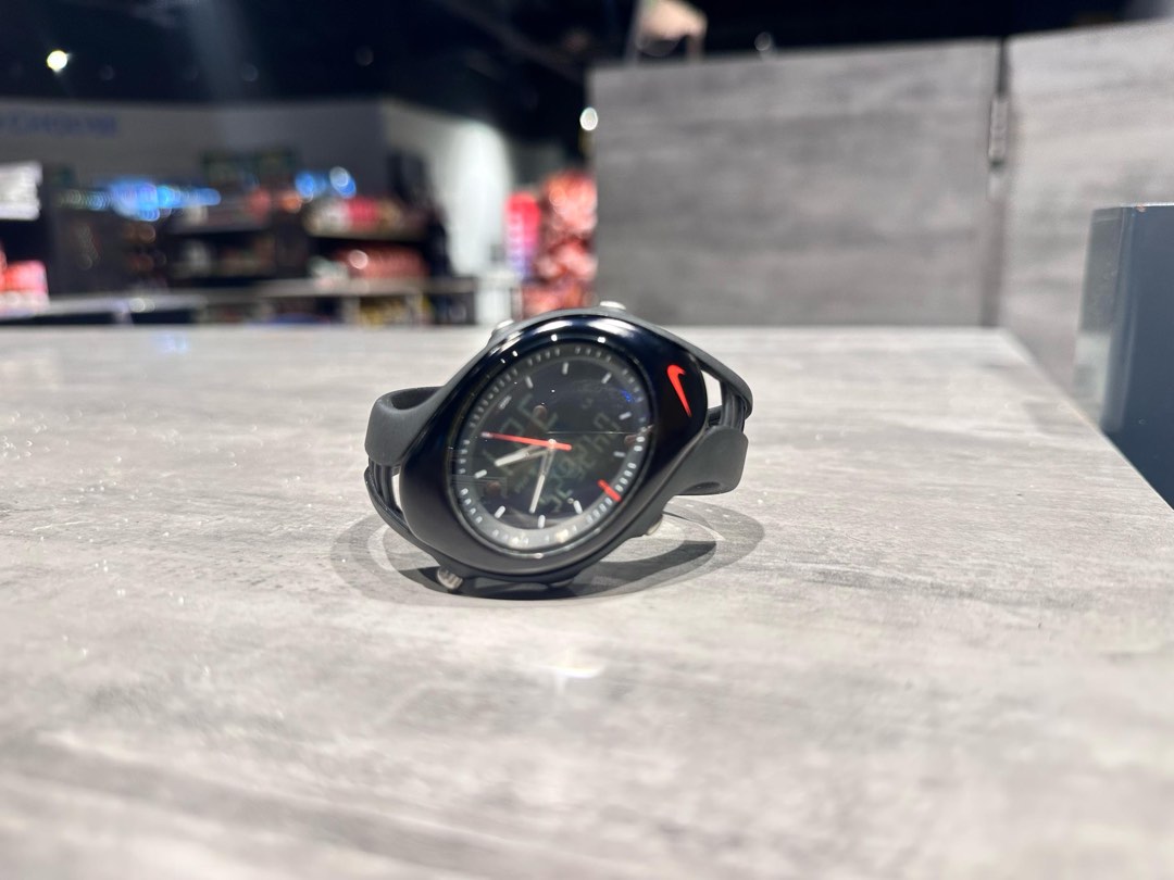 nike triax, Men's Fashion, Watches & Accessories, Watches on Carousell