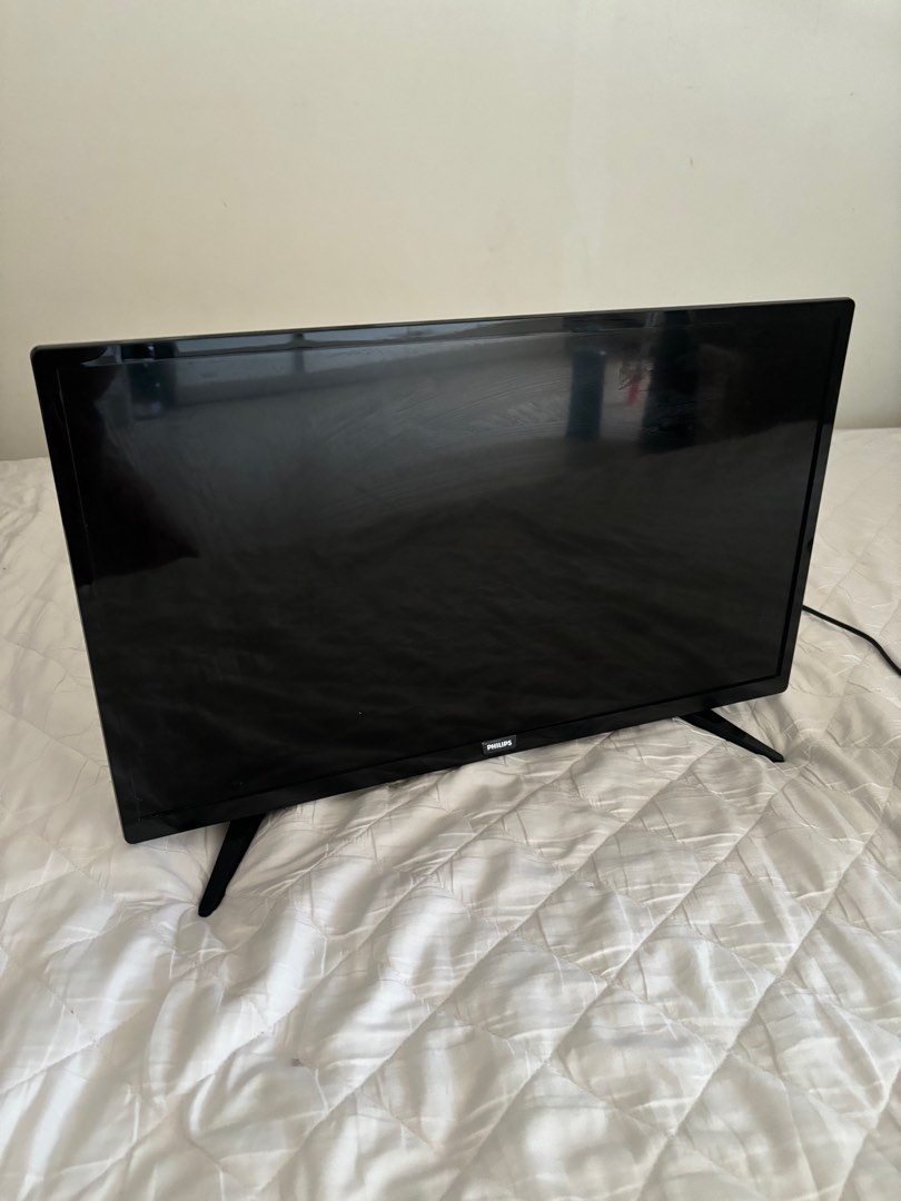 Sleek & Slim Philips 24" LED TV - Minimalist, Compact Design, Modern ...