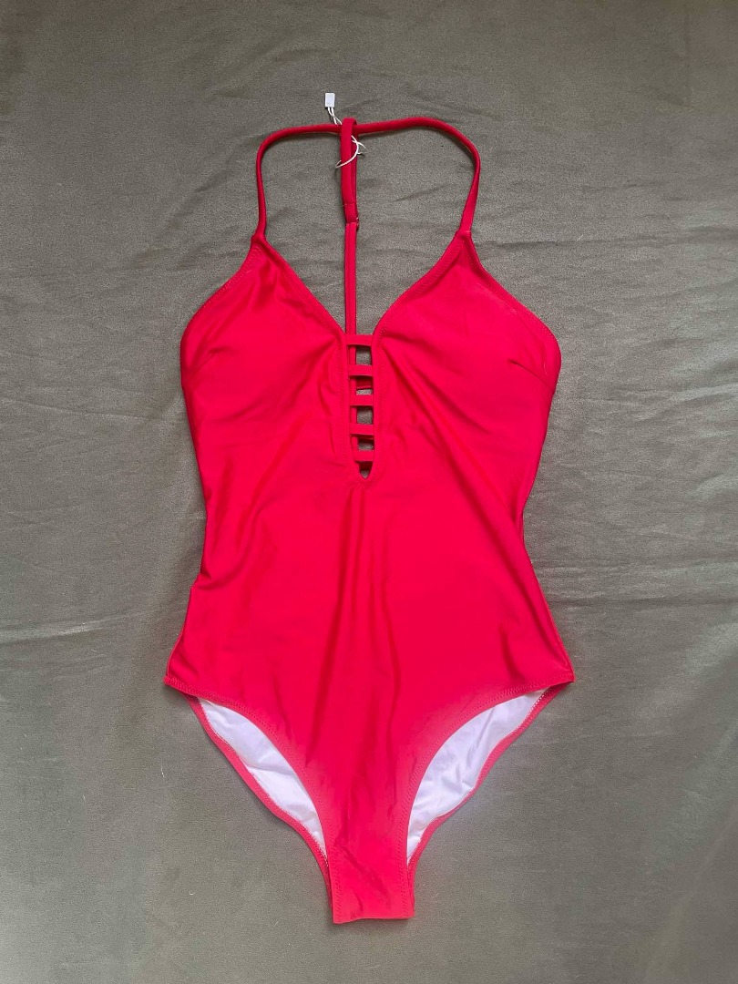 TAYLOR SWIFT RED | T BACK SWIMSUIT, Women's Fashion, Swimwear, Bikinis ...