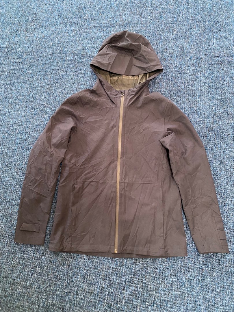 Uniqlo Jacket, Women's Fashion, Coats, Jackets and Outerwear on Carousell
