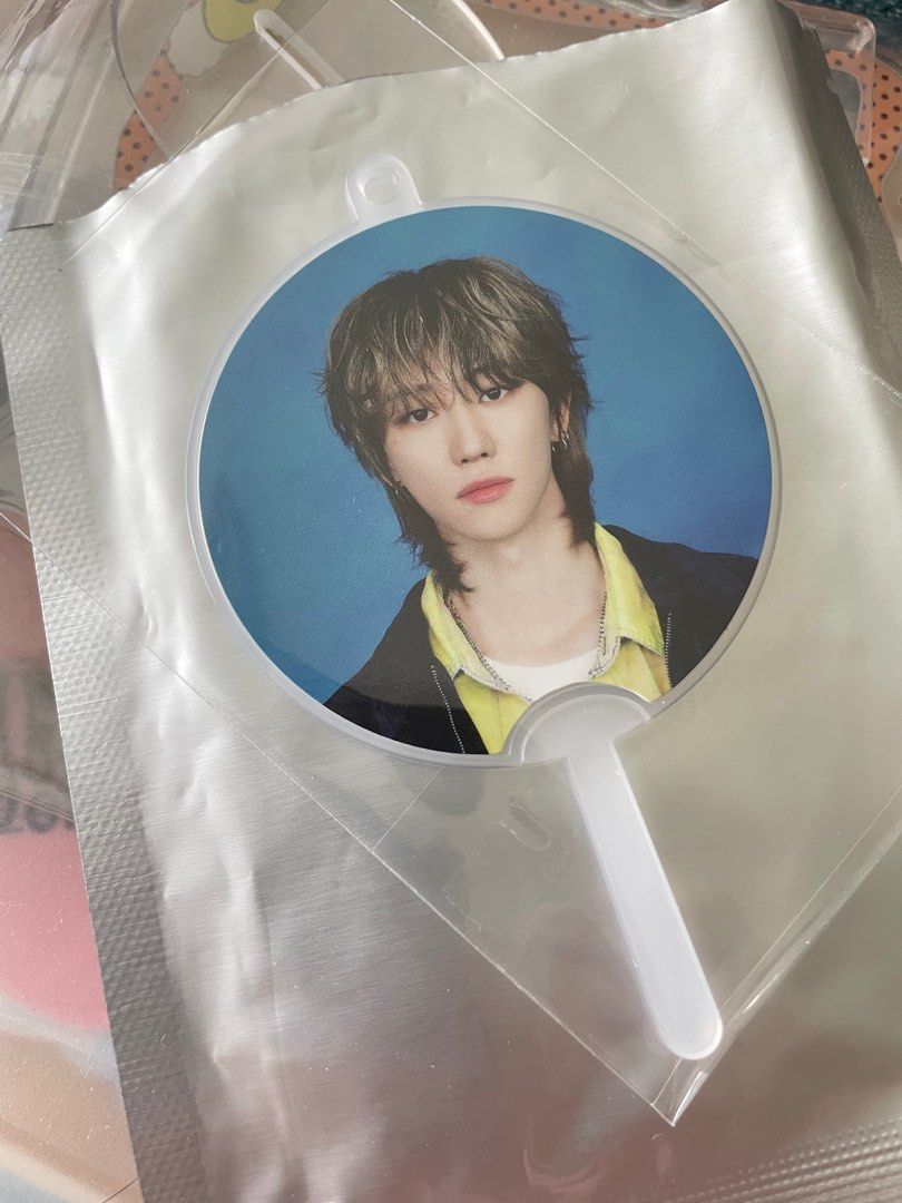 Wtt / wts seventeen SVT caratland 2025 mini image picket lucky draw ...