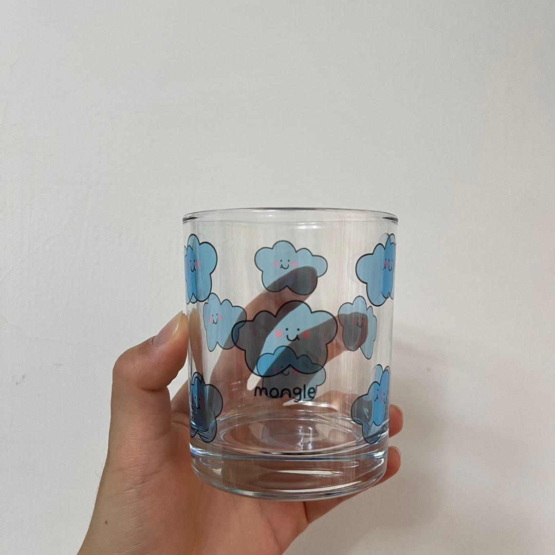 韓國文創品牌 mongle 雲朵造型 玻璃杯 水杯, 家具及居家用品, 廚具和餐具, 水杯、水壺在旋轉拍賣