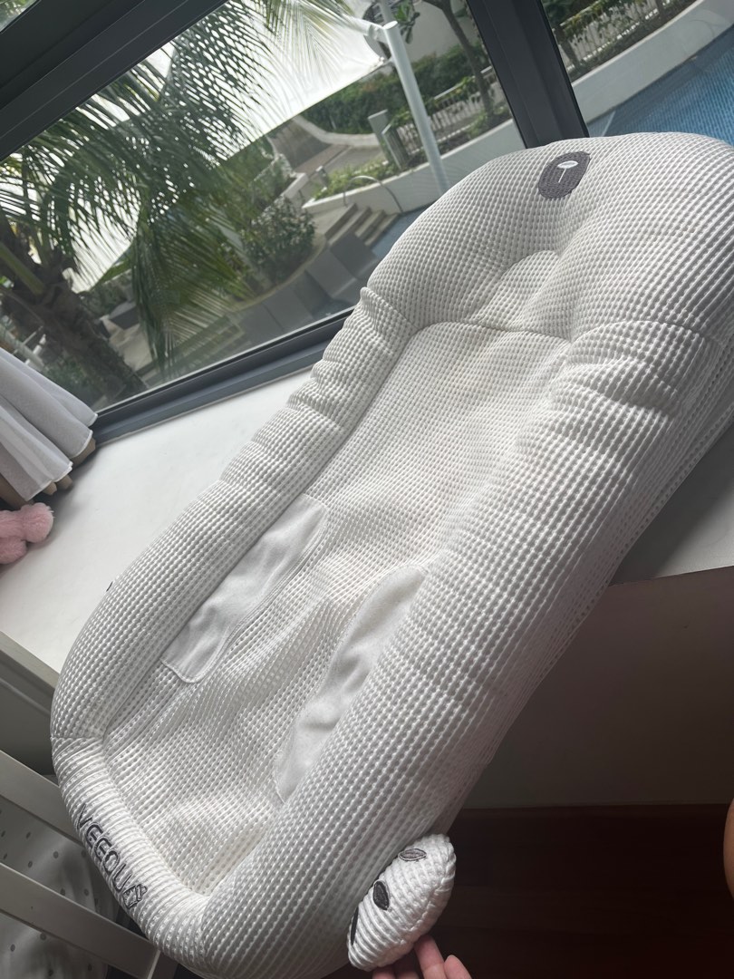 Anti reflux baby lounger, Babies & Kids, Baby Nursery & Kids Furniture ...