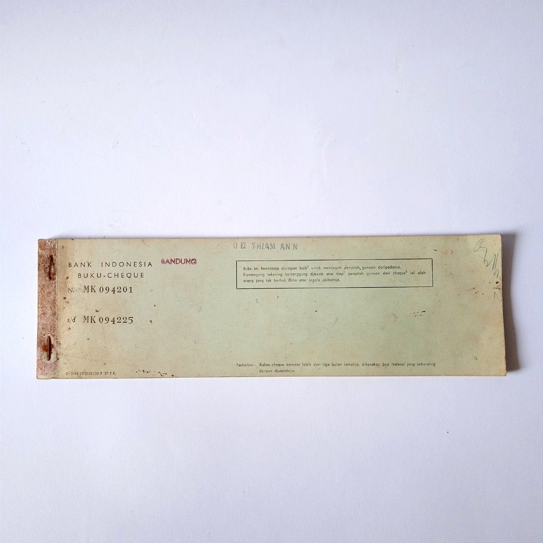 Antik Buku Cek Bank Indonesia Tahun 1959 An.Oei Thiam An Isi 25 Lbr ...