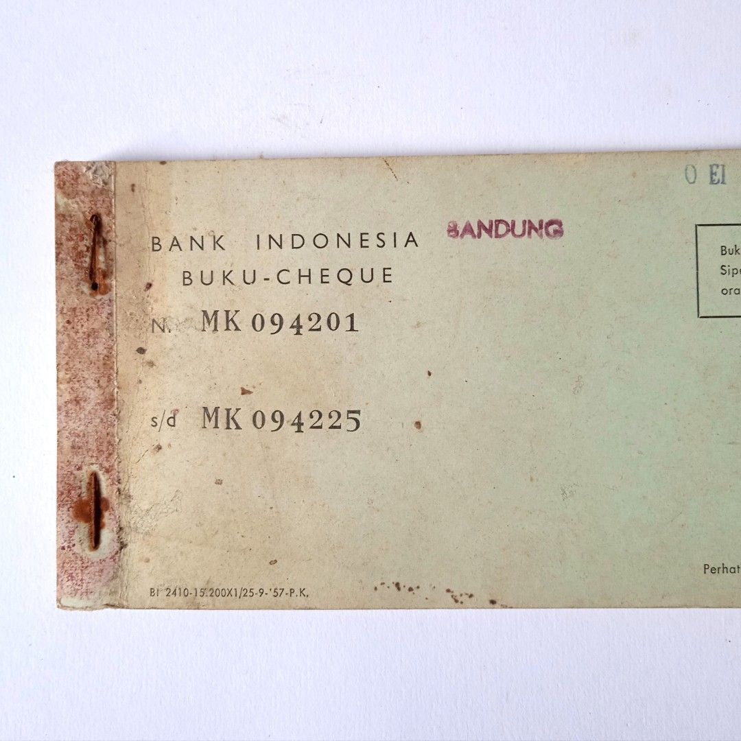 Antik Buku Cek Bank Indonesia Tahun 1959 An.Oei Thiam An Isi 25 Lbr ...