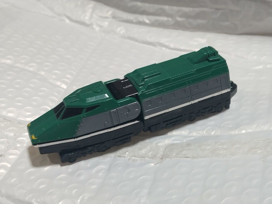 Bandai - Ressha Sentai ToQger - DX Shield Ressha, Hobbies & Toys, Toys ...