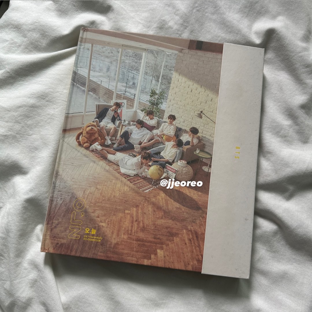 bts oneul concept photobook, Hobbies & Toys, Memorabilia & Collectibles ...