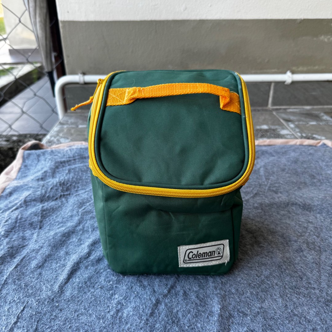 Coleman (Coleman) Spice Box 2, Men's Fashion, Bags, Belt bags, Clutches ...