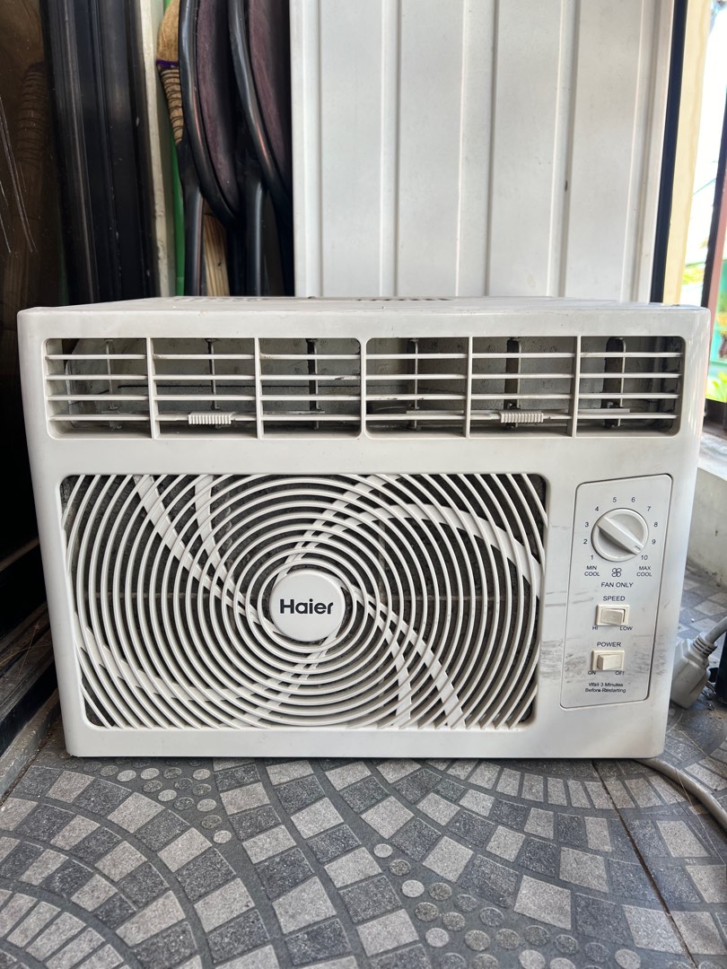 Haier Window type aircon, TV & Home Appliances, Air Conditioning and ...