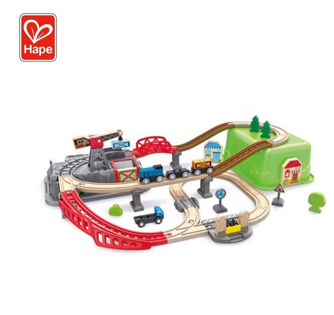 Hape Railway bucket builder set, Hobbies & Toys, Toys & Games on Carousell