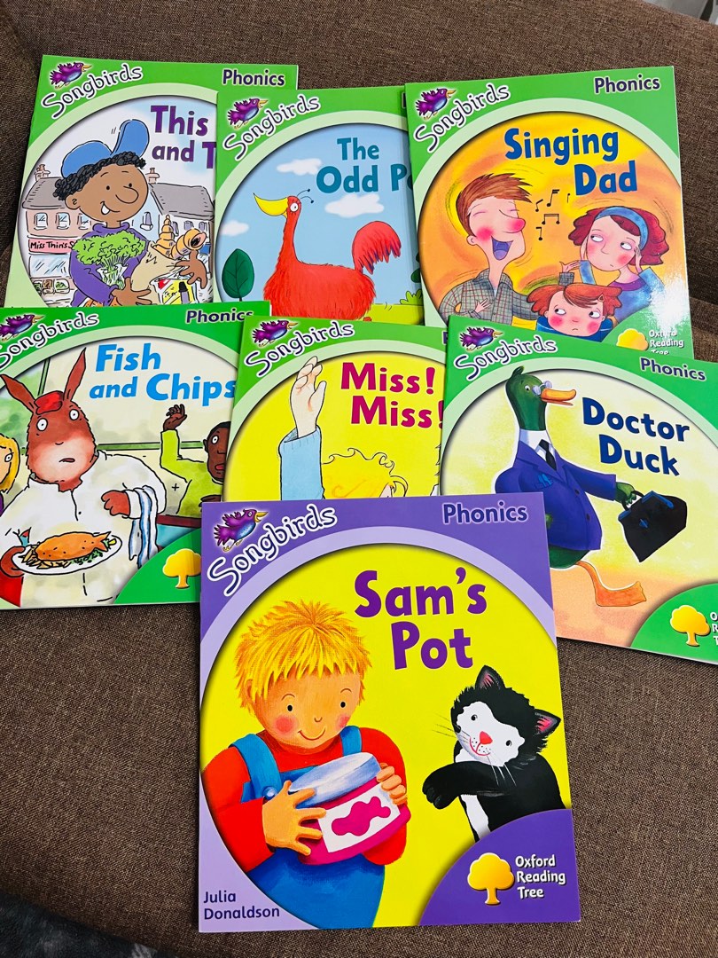 Julia Donaldson Reading, Hobbies & Toys, Books & Magazines, Children's ...