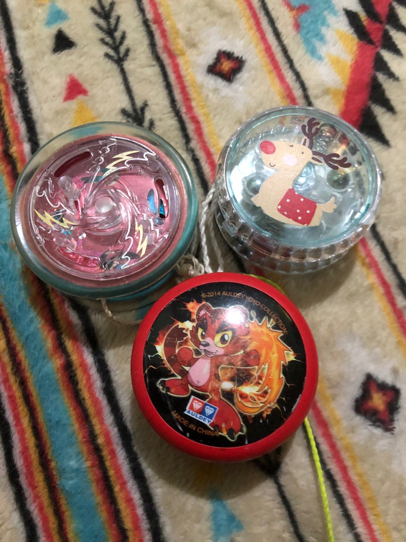 Lot set of yo-yos, Hobbies & Toys, Toys & Games on Carousell