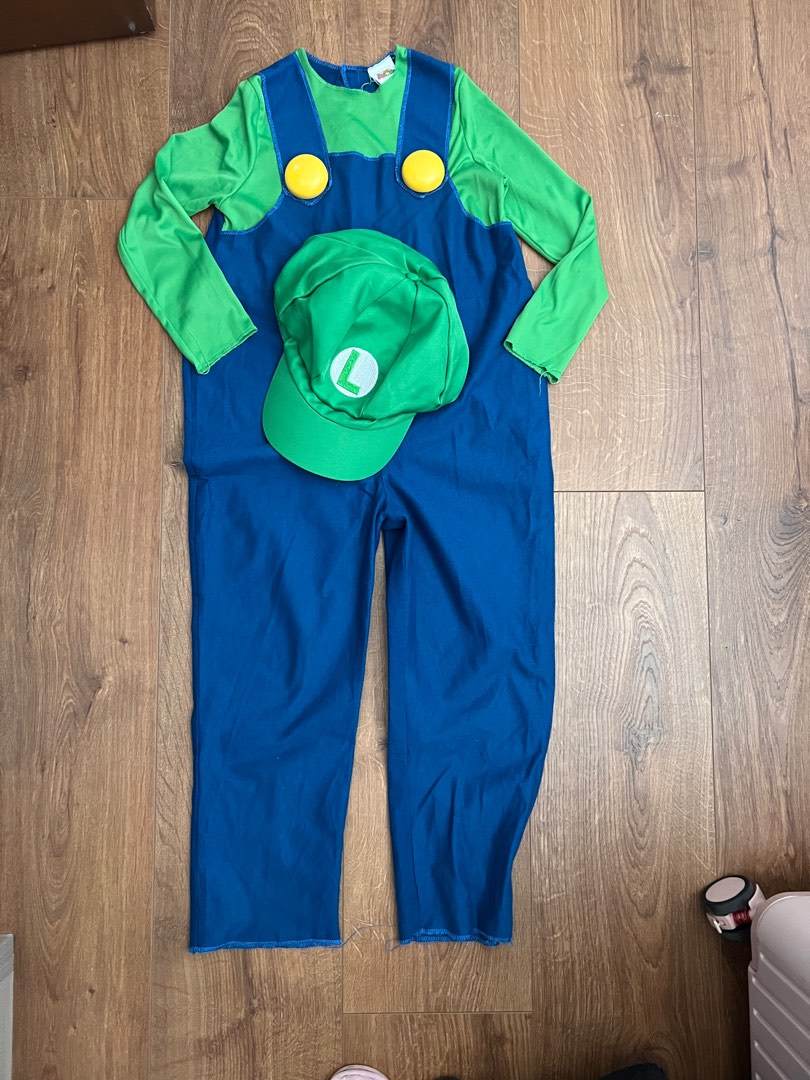 Luigi Costume for 120-130cm boy, Babies & Kids, Babies & Kids Fashion ...