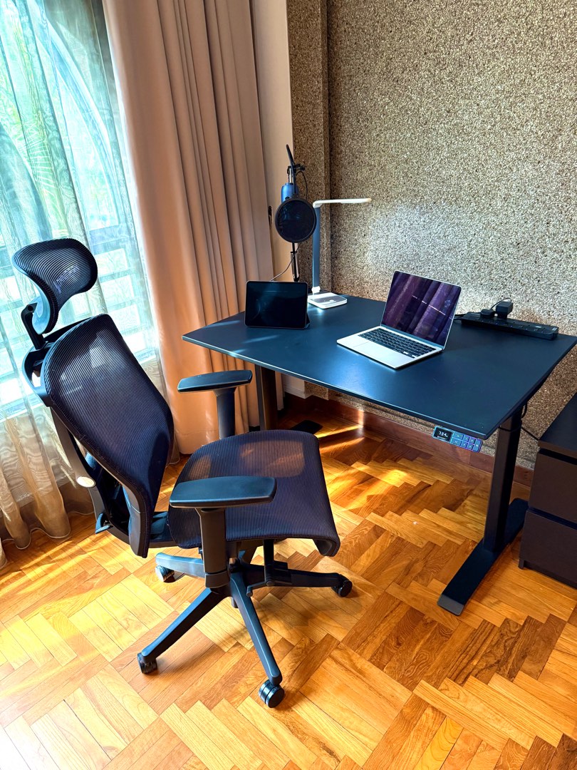 OMNIDESK Ascent Black table, Furniture & Home Living, Furniture, Tables ...