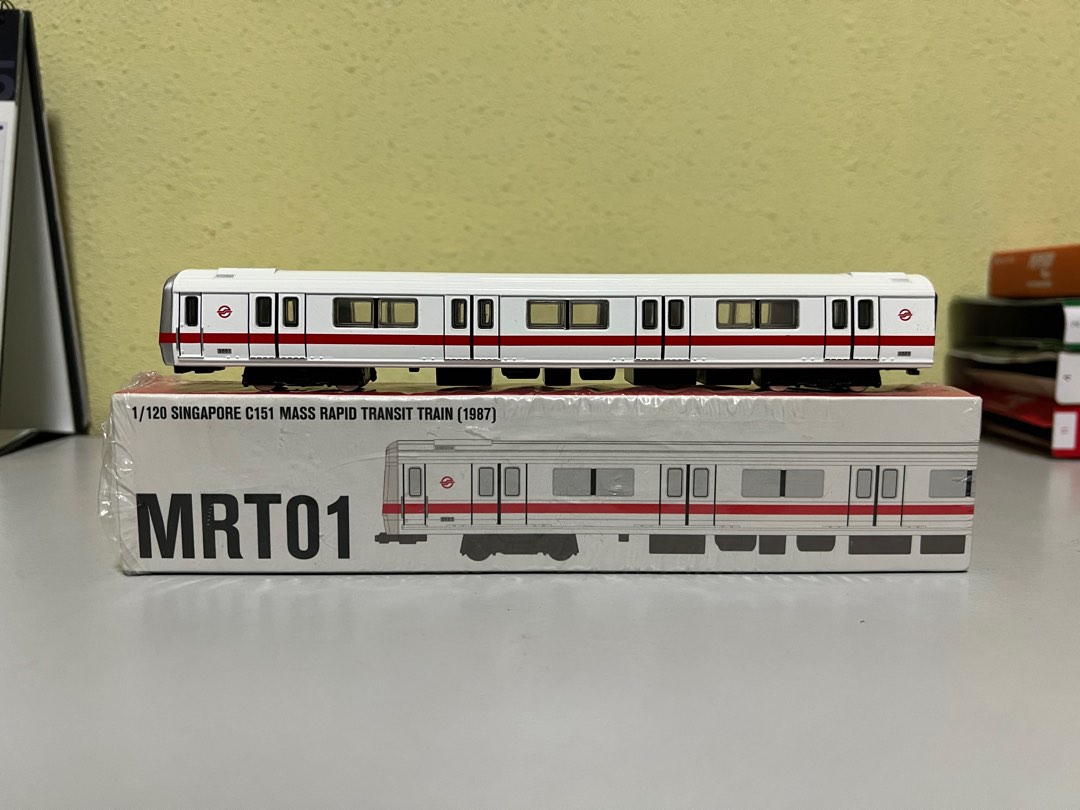 [Pre-loved] 1/120 SMRT C151 WHITE MRT Train Original Edition by ...