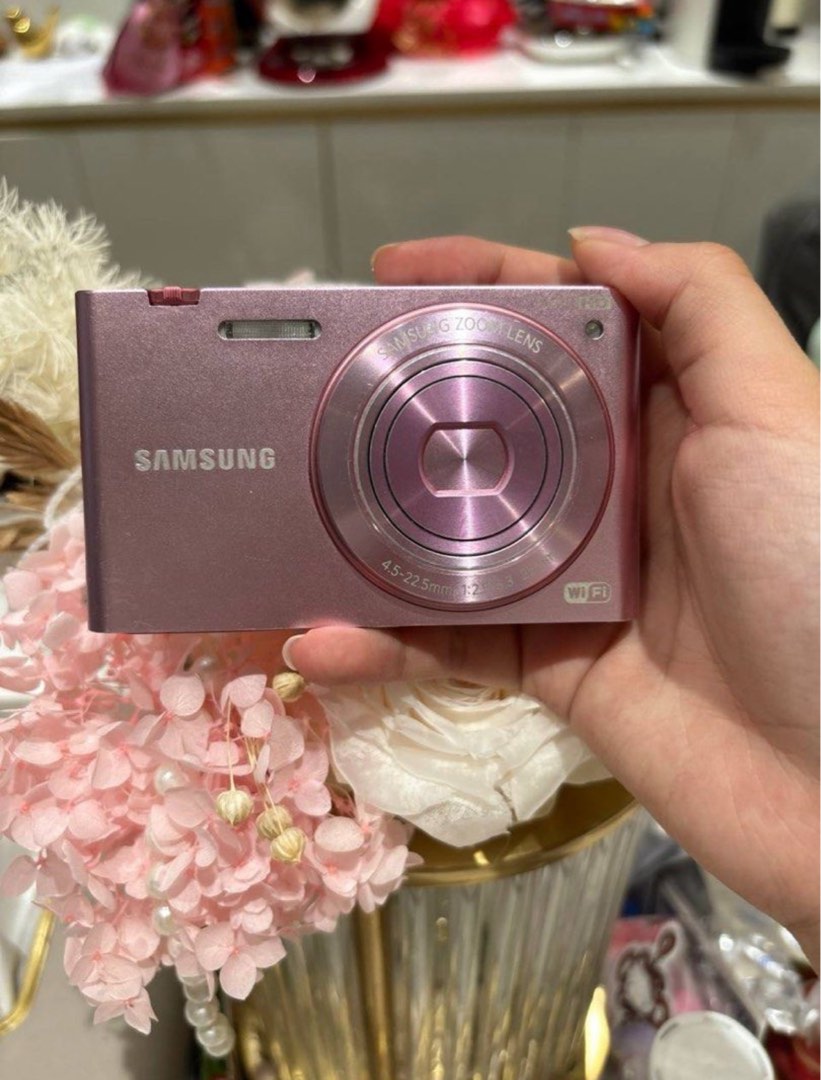 [RARE] Samsung MV900F Light Pink Flip Camera Vlog (wifi, touchscreen ...