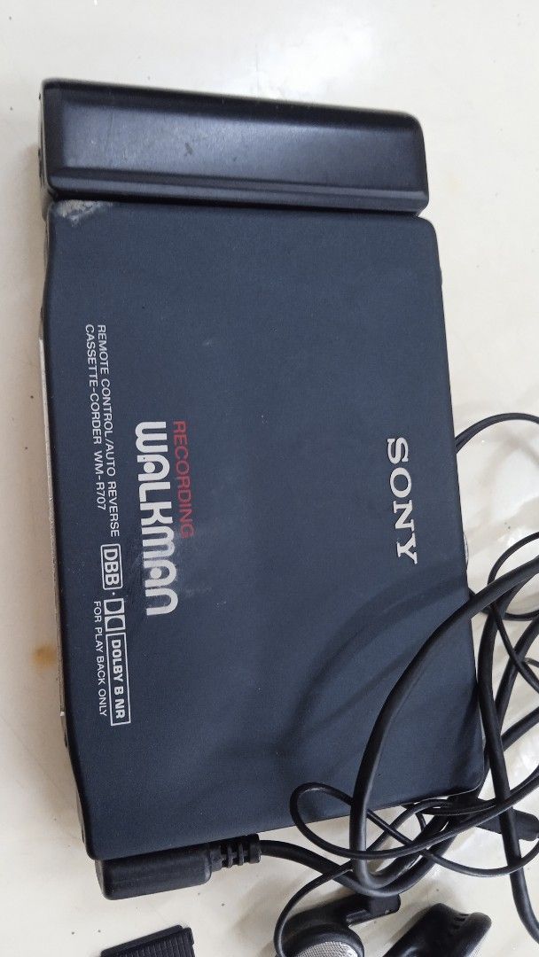 Sony walkman wm-R707, Audio, Portable Music Players on Carousell