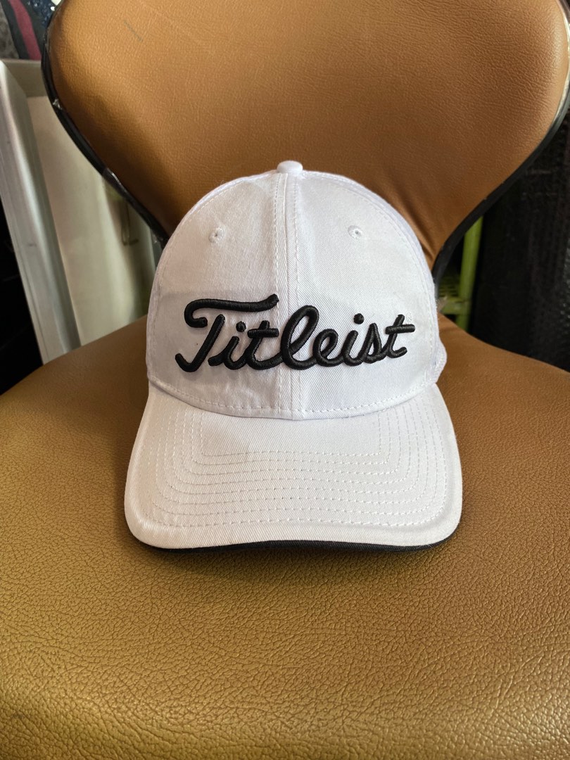 Topi golf Titleist by NewEra original tracker, Fesyen Pria, Aksesoris ...