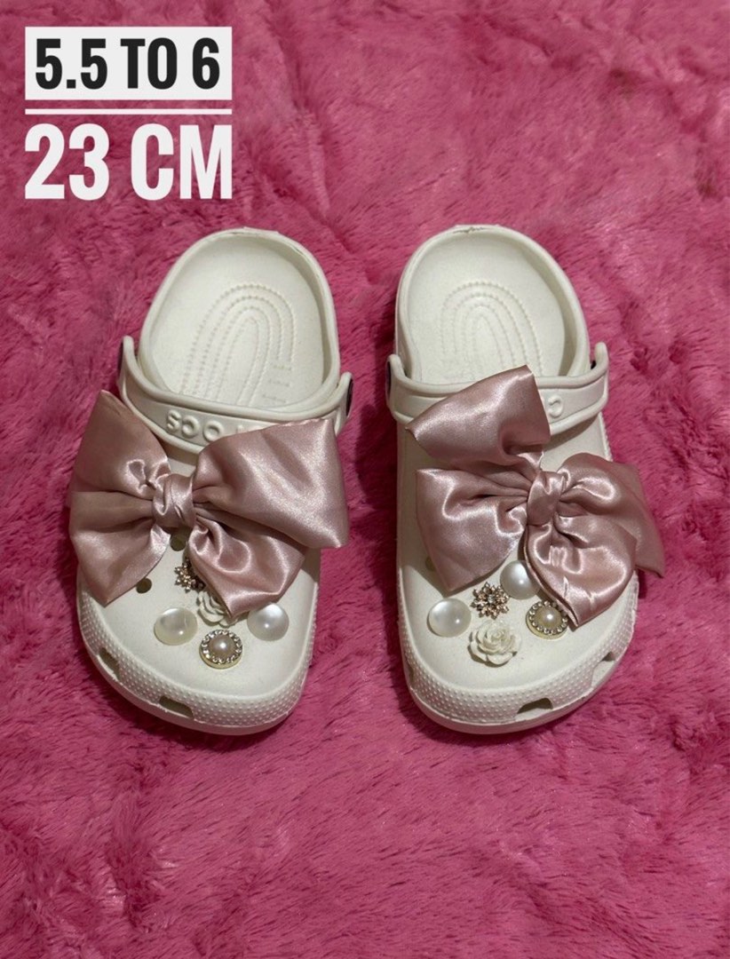 White Crocs with Ribbon jibbitz, Women's Fashion, Footwear, Slippers ...