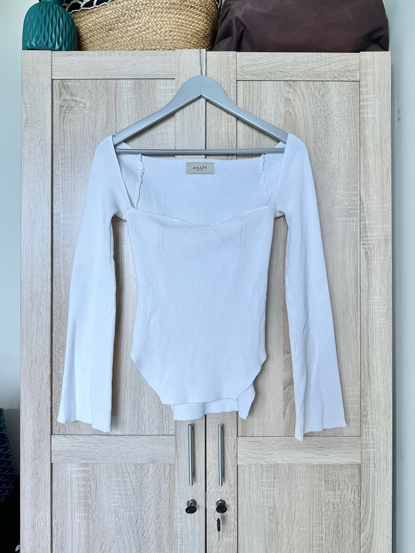 Anain Cassia Top in White, Fesyen Wanita, Pakaian Wanita, Atasan di Carousell