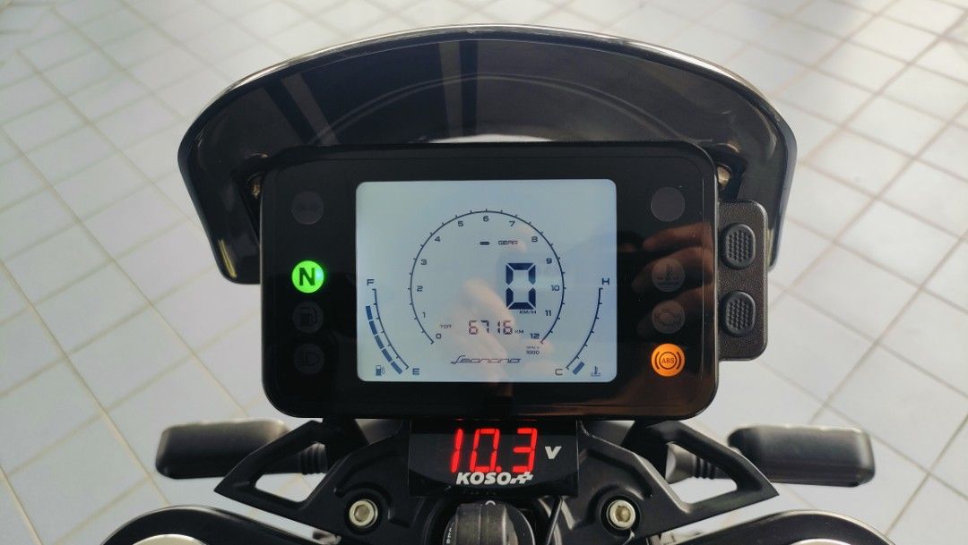 Benelli Leoncino 250 SE (2021) with many AFTERMARKET upgrades ...