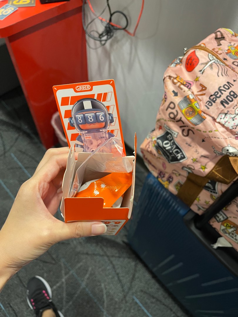 BNIB / BNIF Space Molly Emoji Mega 100%, Hobbies & Toys, Toys & Games ...