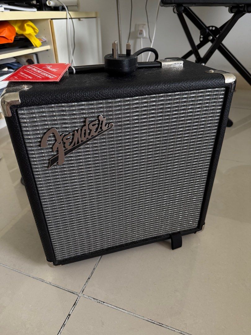 Fender Rumble 15 V3 BASS AMP, Audio, Soundbars, Speakers & Amplifiers ...