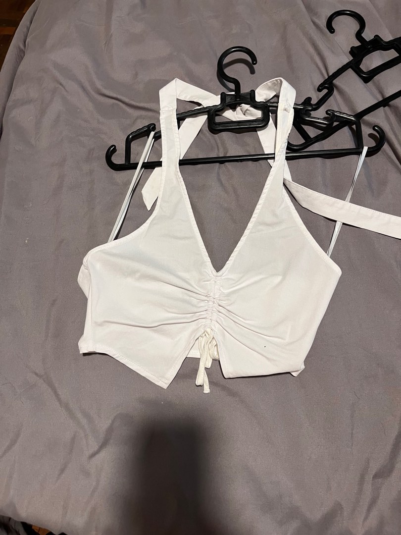 H&M halter top, Women's Fashion, Tops, Sleeveless on Carousell
