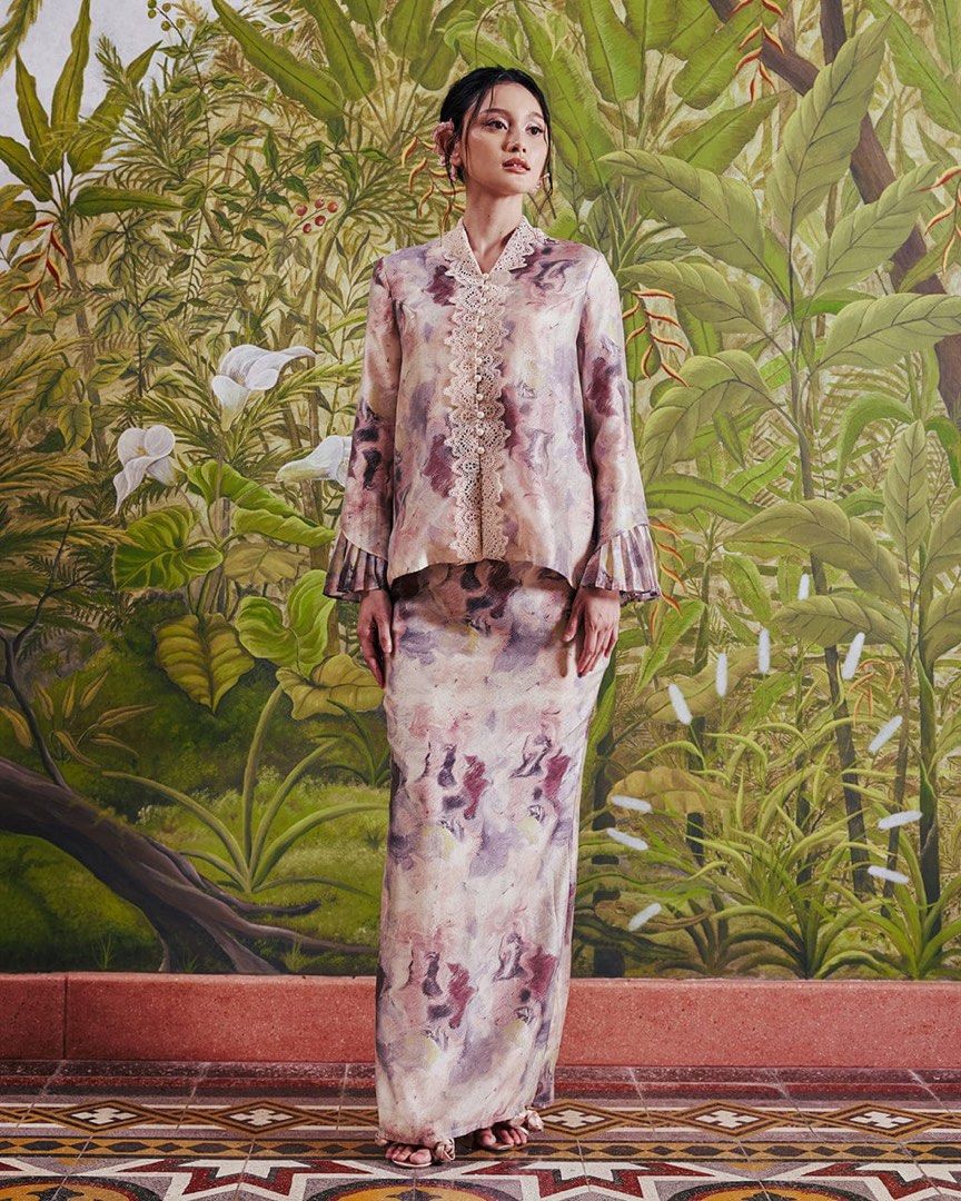 Innai Raya 2025 Raissa, Women's Fashion, Muslimah Fashion, Baju Kurung ...