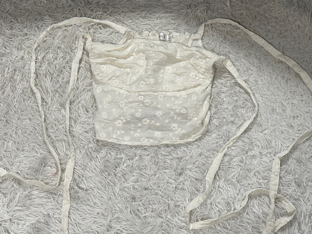 Isa the Label - The Lila Top in Eyelet, Women's Fashion, Tops ...