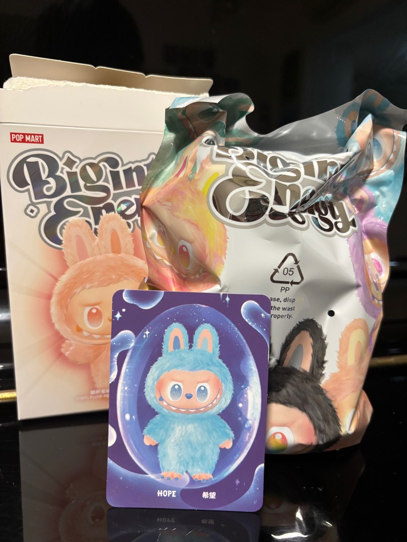 Labubu Version3 (Hope), Hobbies & Toys, Memorabilia & Collectibles, Fan ...