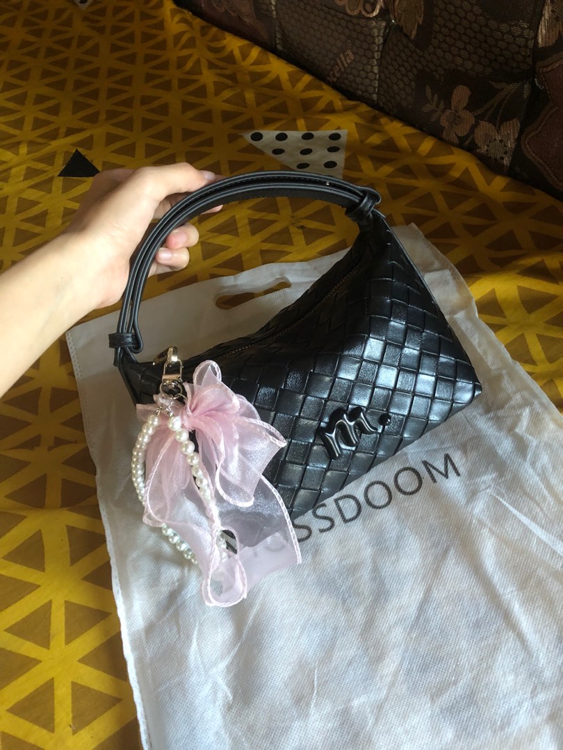 Mossdoom Celestia bag Anyaman | Tas cantik mosdom mossdom moosdom ...