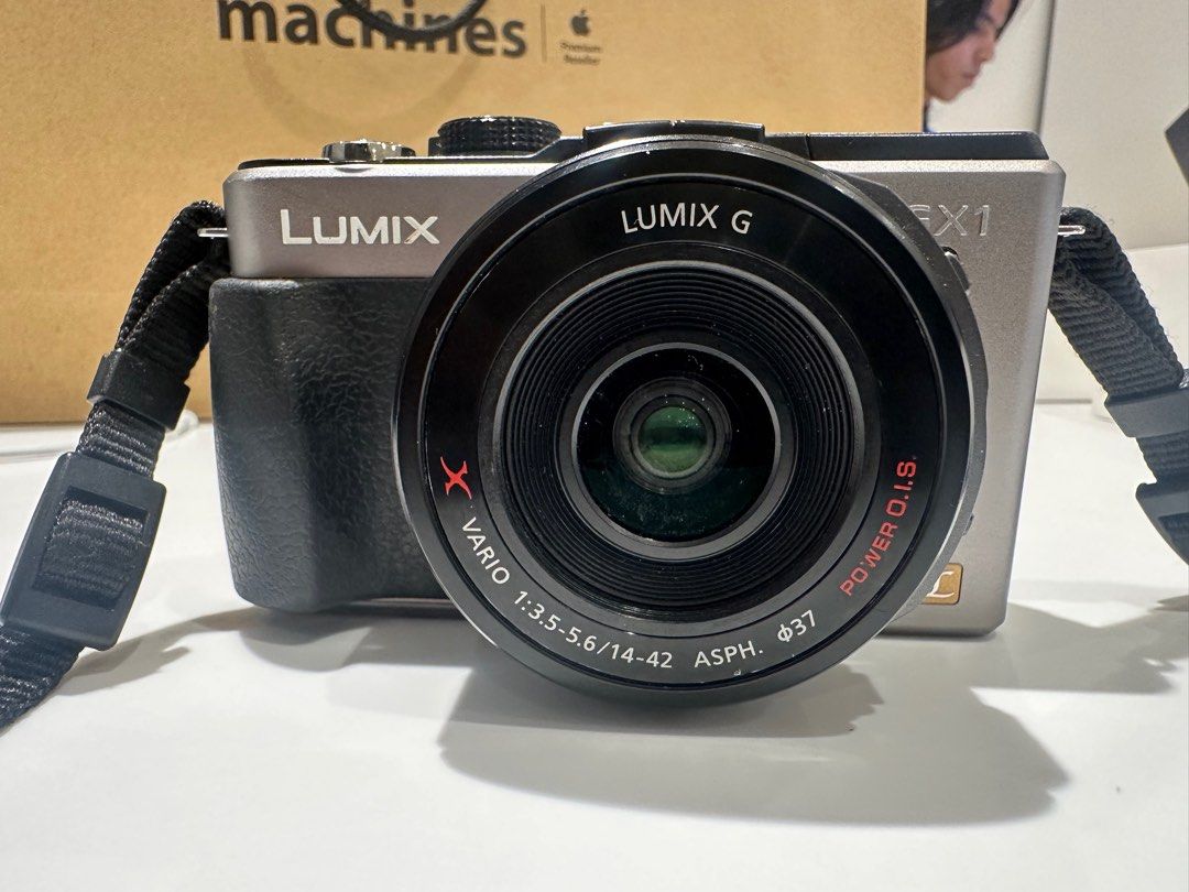 Panasonic LUMIX GX1 Digital Camera, Photography, Cameras on Carousell