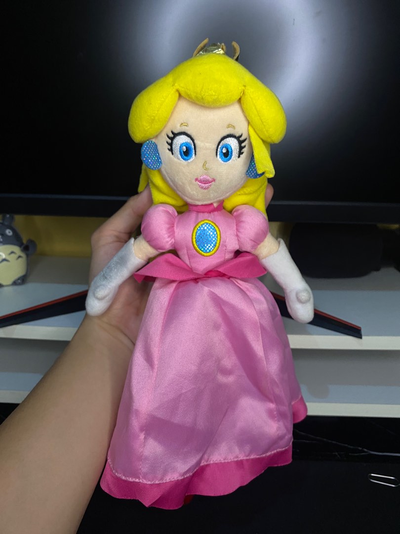Princess Peach Stuff Toy, Hobbies & Toys, Toys & Games on Carousell