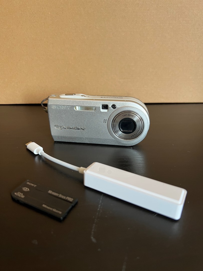 Sony Cybershot dsc-p100 point & shoot Digital Camera digicam ...