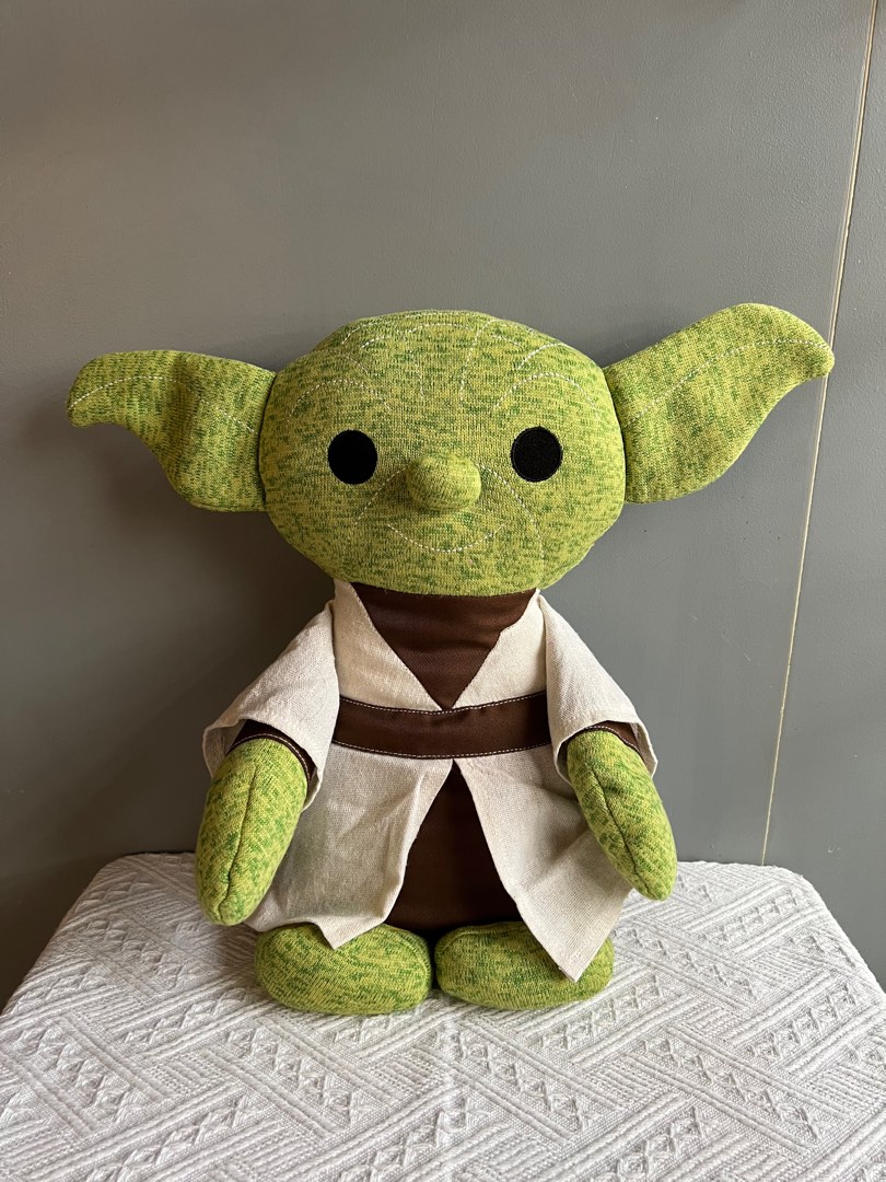Star Wars Yoda Knit Plush, Hobbies & Toys, Toys & Games on Carousell