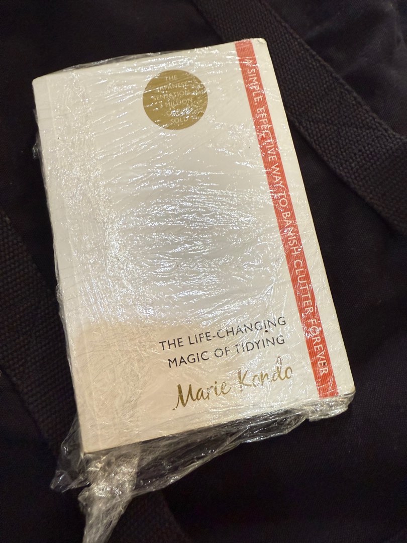 The Life-Changing Magic of Tidying (Marie Kondo), Hobbies & Toys, Books ...