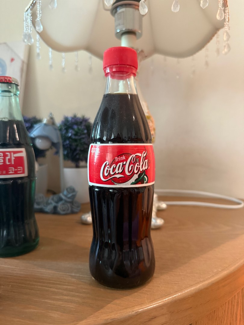 Vintage Coca Cola glass bottle, Garage Sale on Carousell