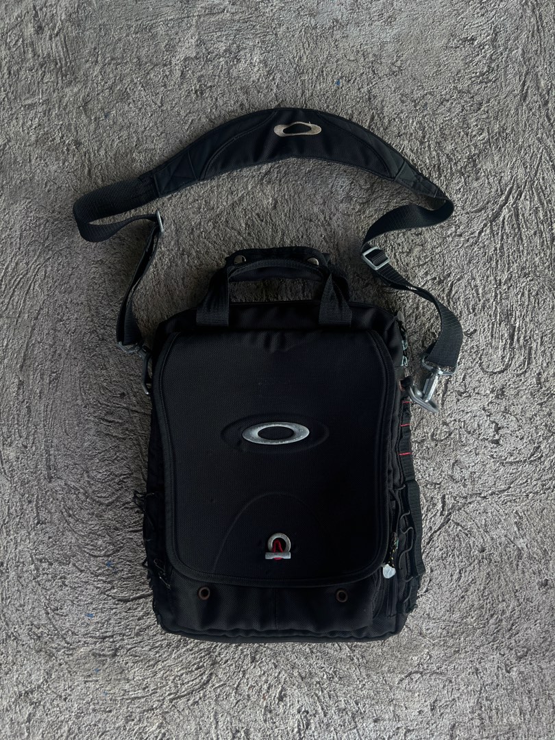 Vintsge Oakley Tactical Field Gear Messenger Bag, Computers & Tech ...
