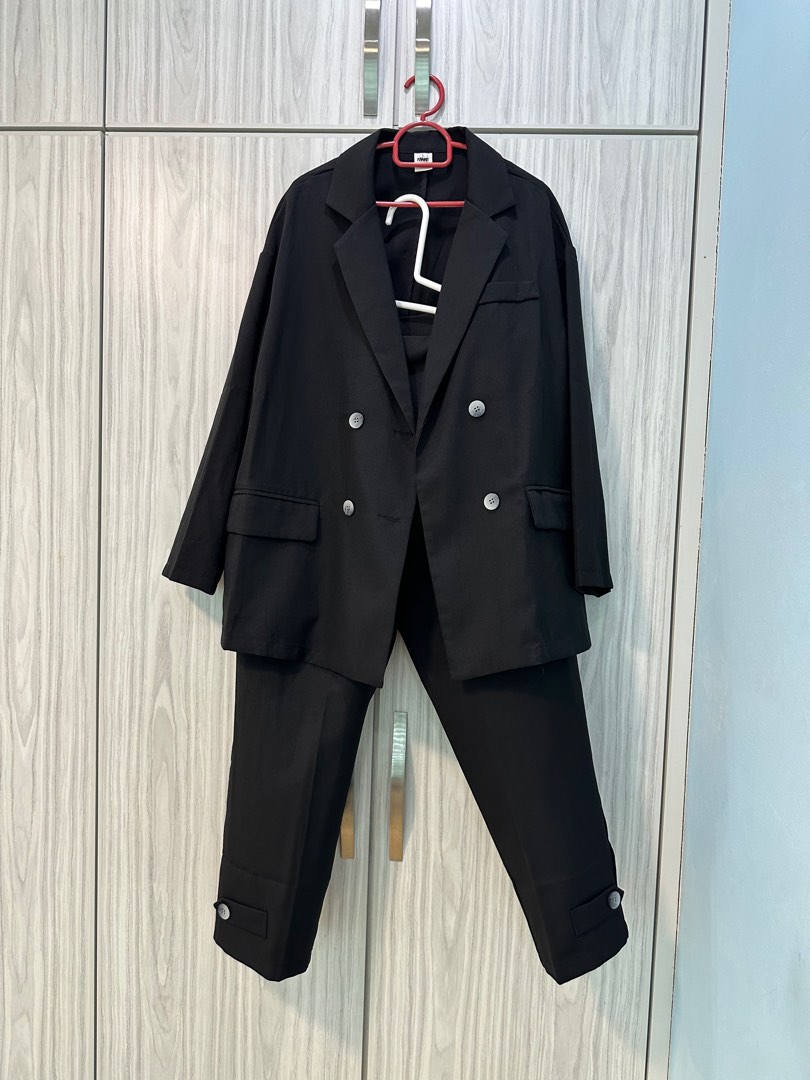 Black oversized formal suit blazer and pant, Women's Fashion, Coats ...