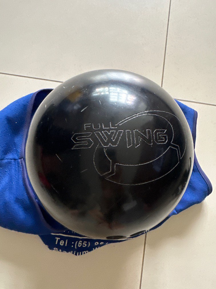 Columbia Full Swing Spinner Bowling Ball with free 2 ball bag, Sports ...