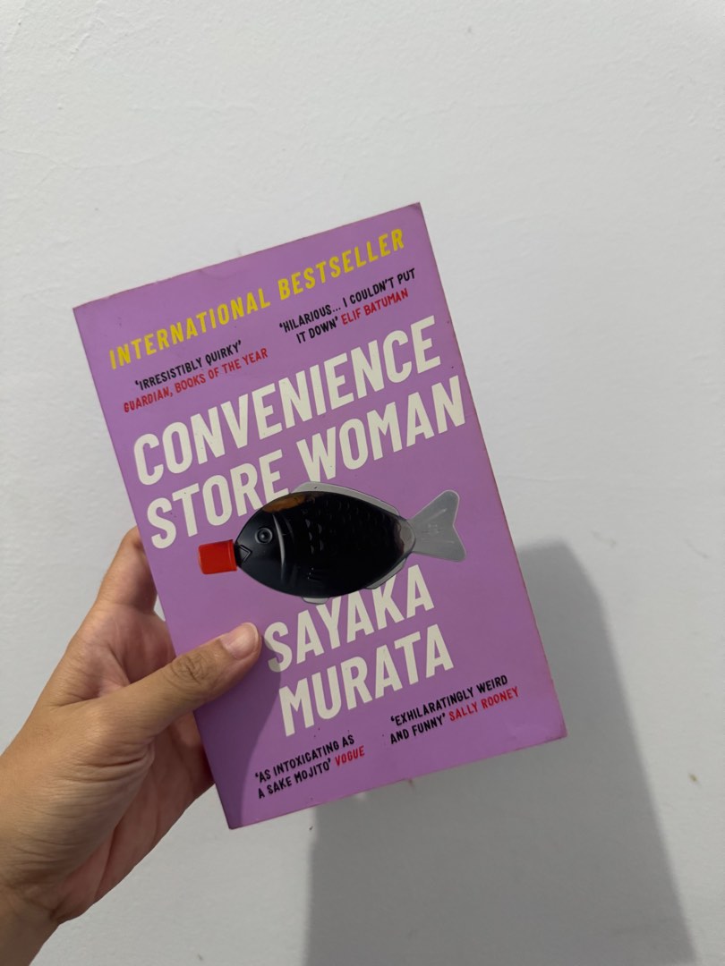 Convenience store woman - sayaka murata, Buku & Alat Tulis, Buku di ...