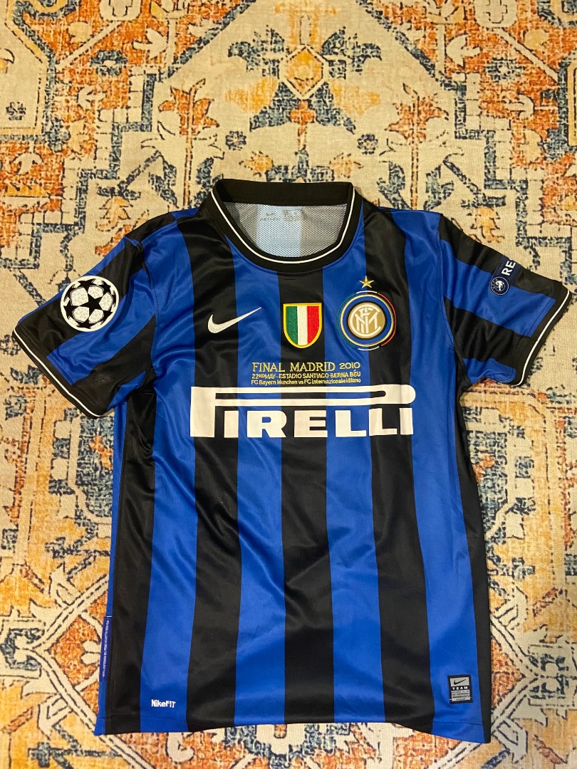 Jersey Inter Milan 2010 UCL Final, Fesyen Pria, Pakaian , Atasan di ...