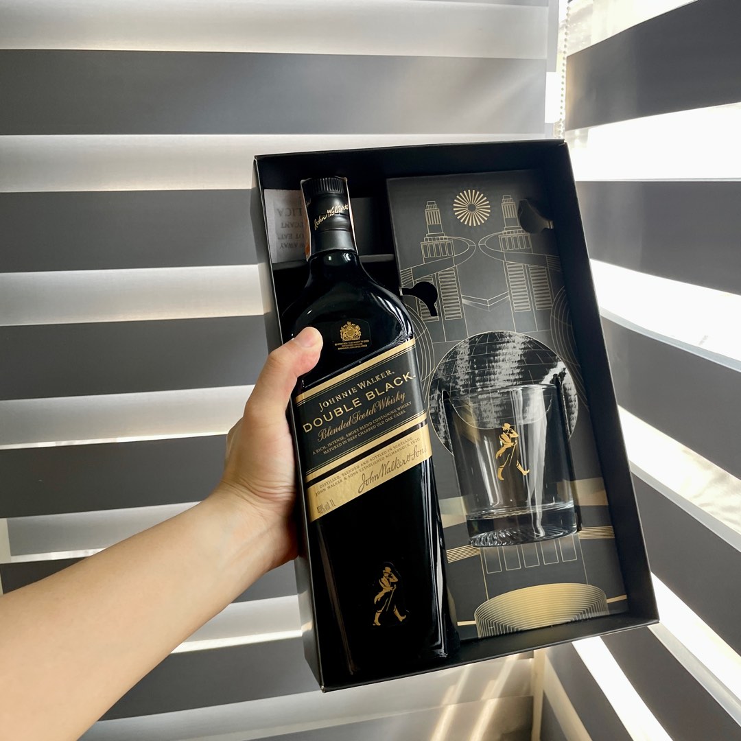 Johnnie Walker Gift Set Special Edition Double Black, Hobbies & Toys ...
