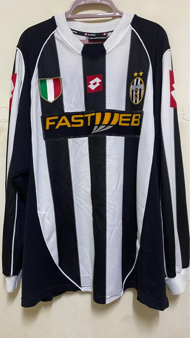 Juventus 2002 Home Kit (Player Issue), Men's Fashion, Activewear on Carousell