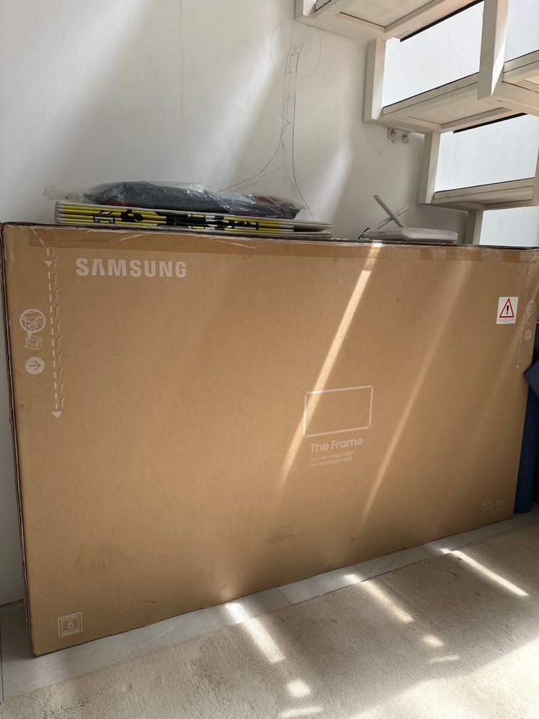 Kardus / dus TV 55 inch, Elektronik, TV & Perlengkapan Hiburan di Carousell