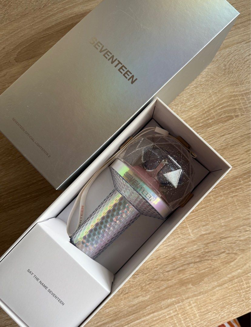 Lightstick- Carat Bong Ver 2, Everything Else, Others on Carousell