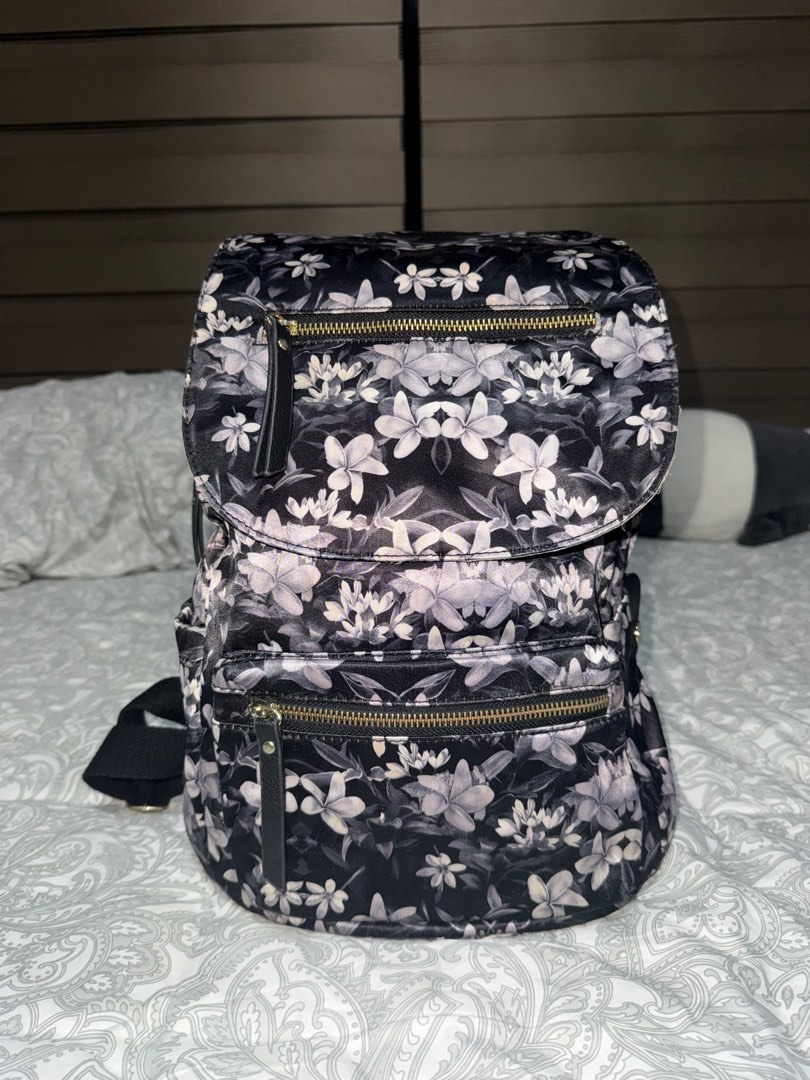 Madden Girl Backpack, Women's Fashion, Bags & Wallets, Backpacks on ...