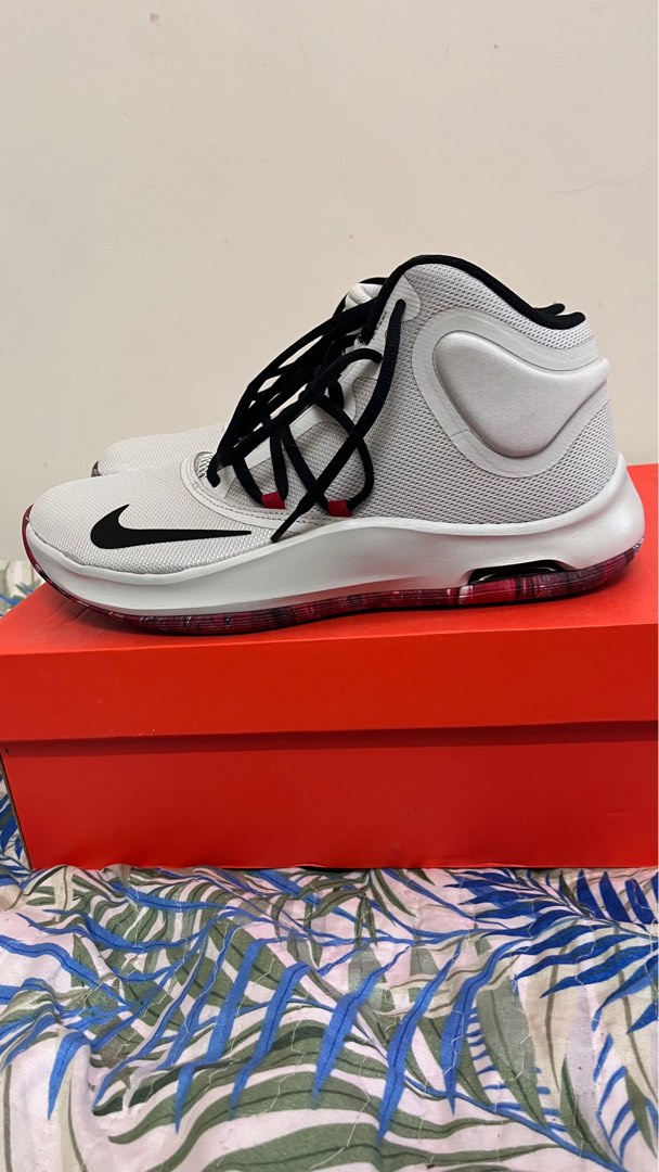 Nike Air Versatile IV, Men's Fashion, Footwear, Sneakers on Carousell